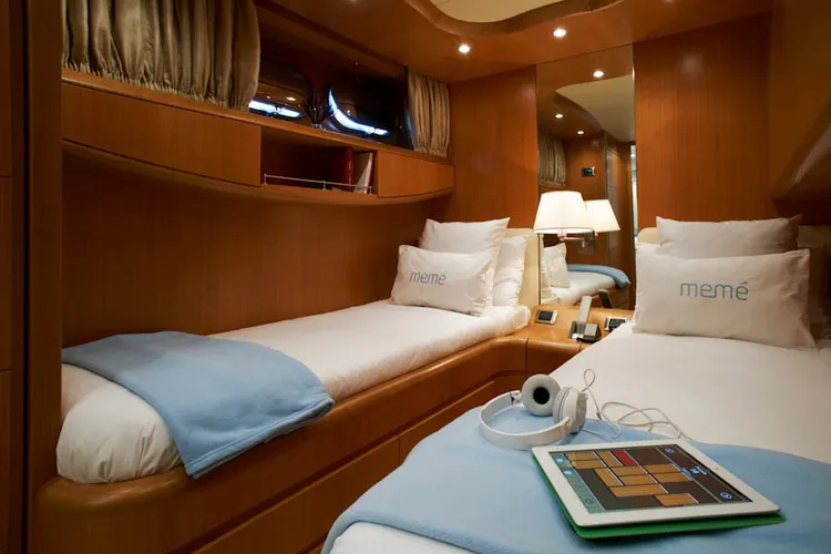 MEME yacht for charter (Maiora - Next Yacht Group, 24m, 2006)